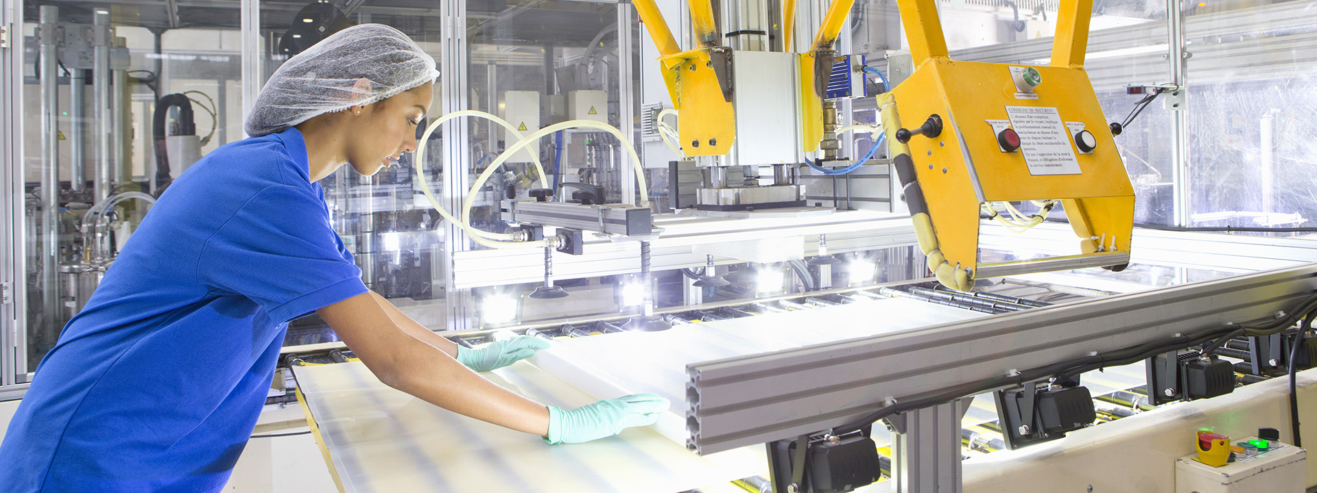 More Efficient Through End-to-End Machine Safety | TÜV Rheinland
