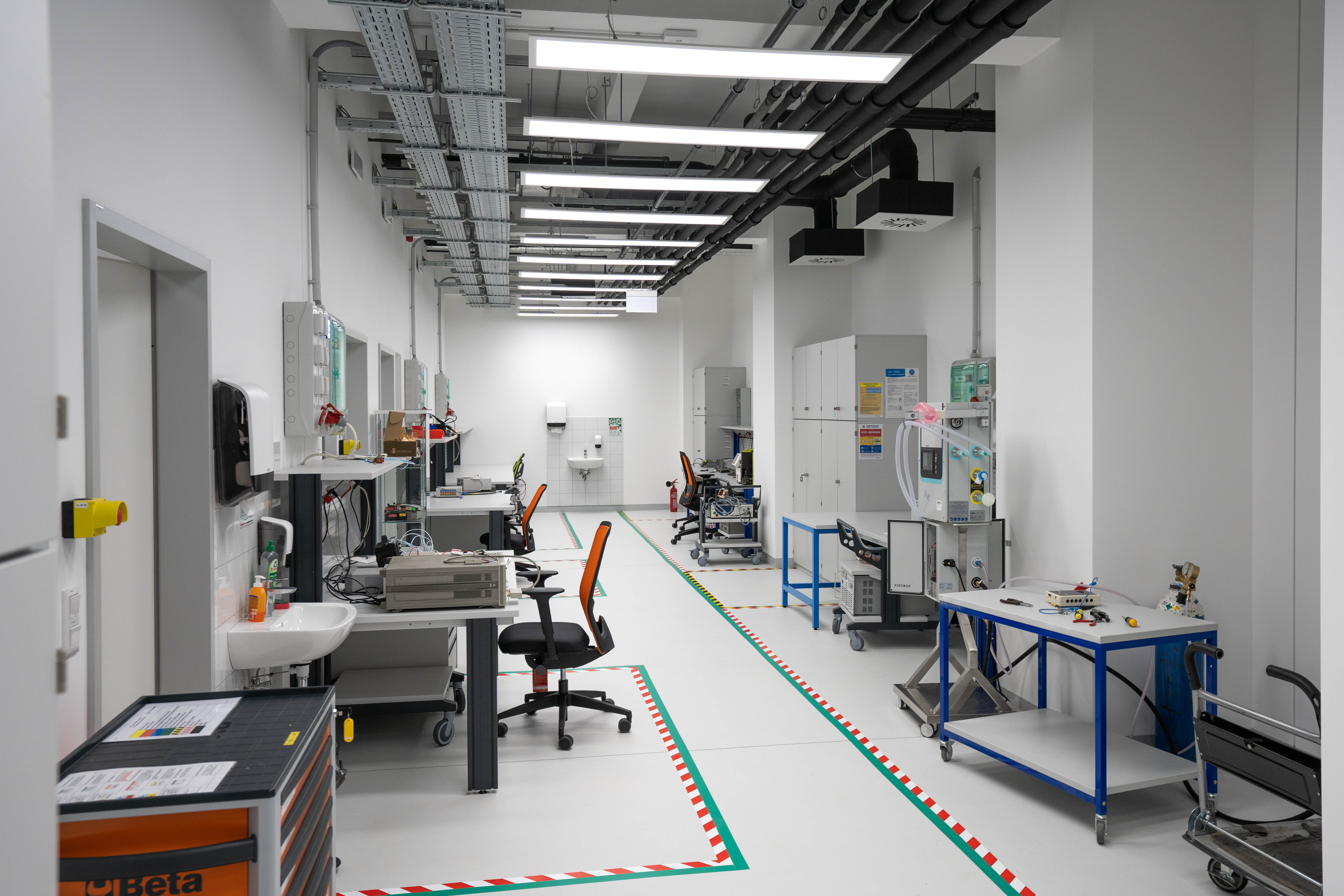 Medical Lab Facility | HU | TÜV Rheinland