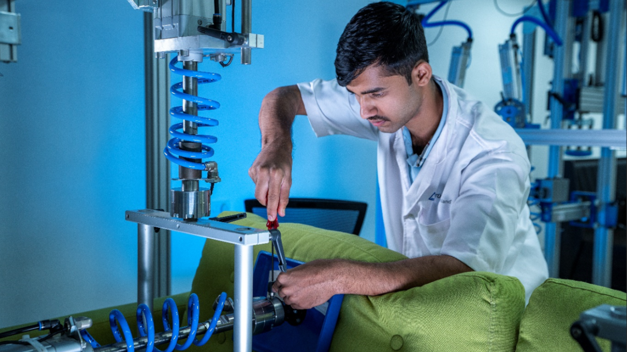 Furniture Testing Lab in Bangalore, India | IN | TÜV Rheinland