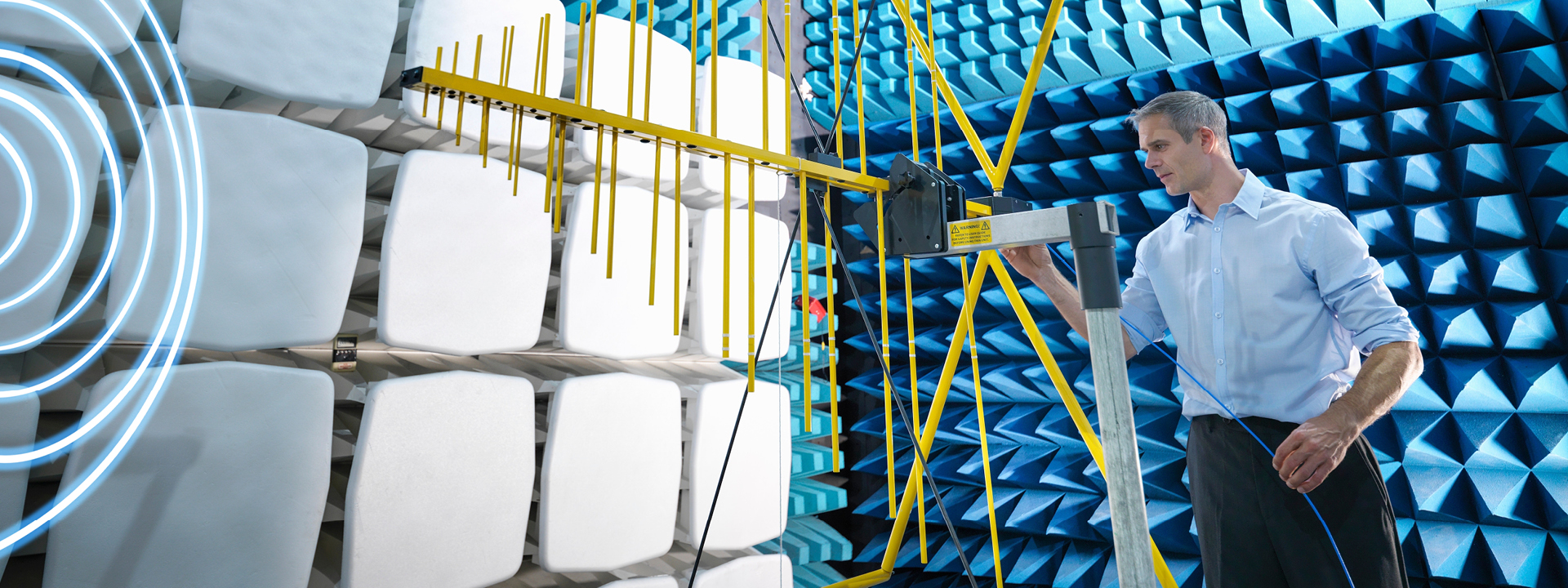 EMC testing for electromobility | TÜV Rheinland