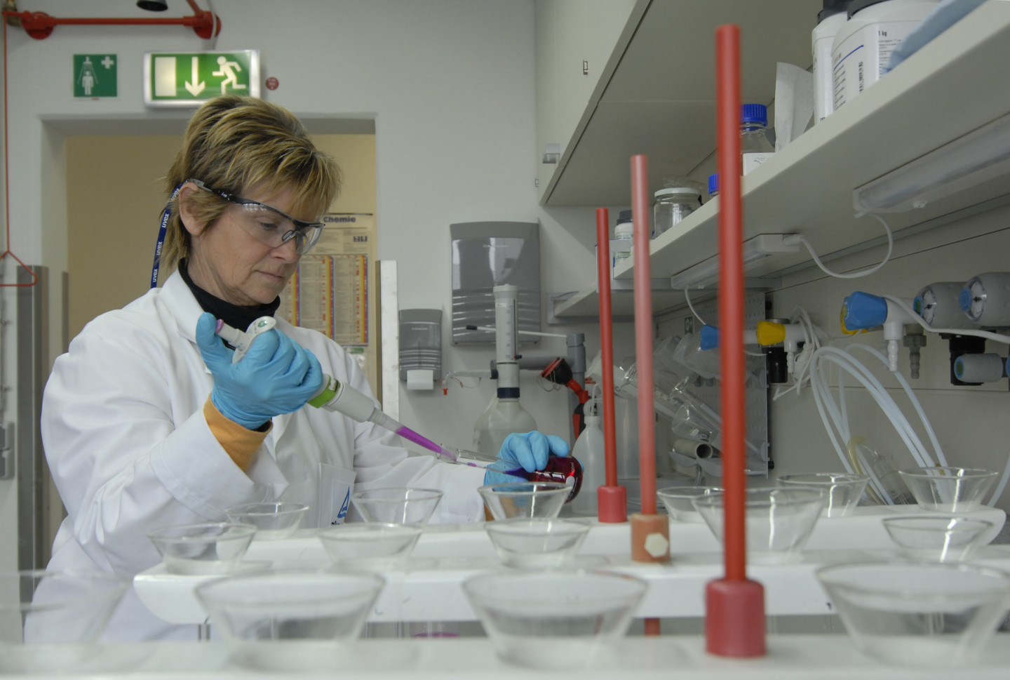 Safety of Active Implantable Medical Devices | ID | TÜV Rheinland